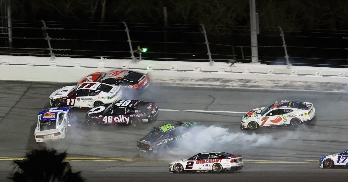 NASCAR race director explains why caution thrown in Duel 2 finish, but ...