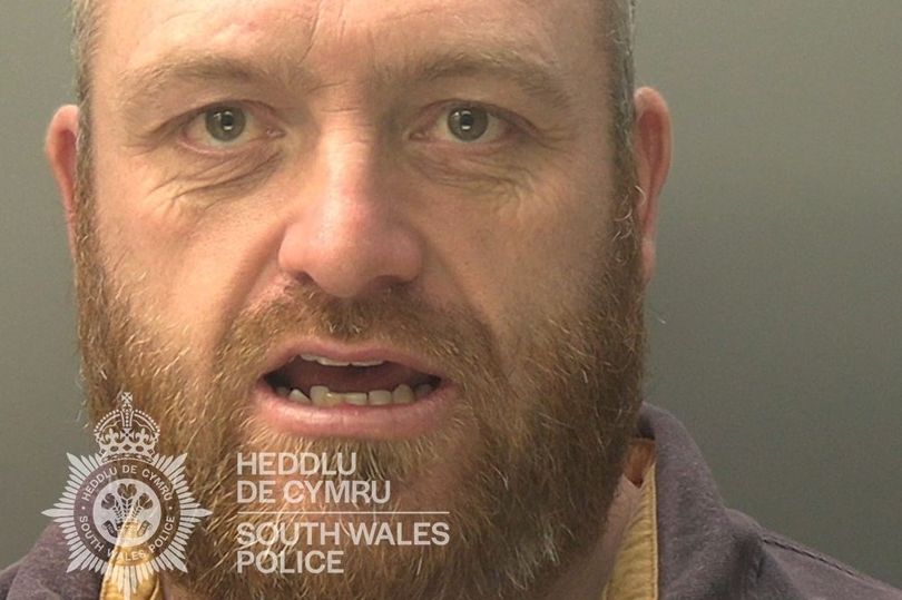 Husband put wife in headlock, threw her on floor and stomped on her head