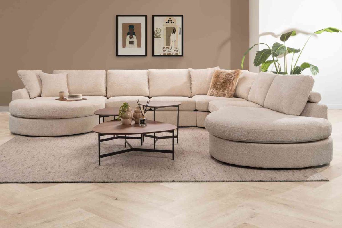 Zo kies en style je een U-bank voor jouw interieur