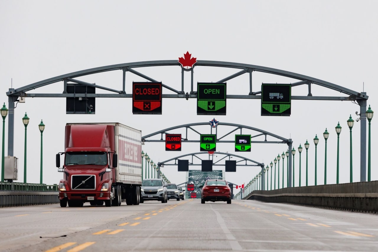 Canadian Trucker TFI Plans Move to the U.S.