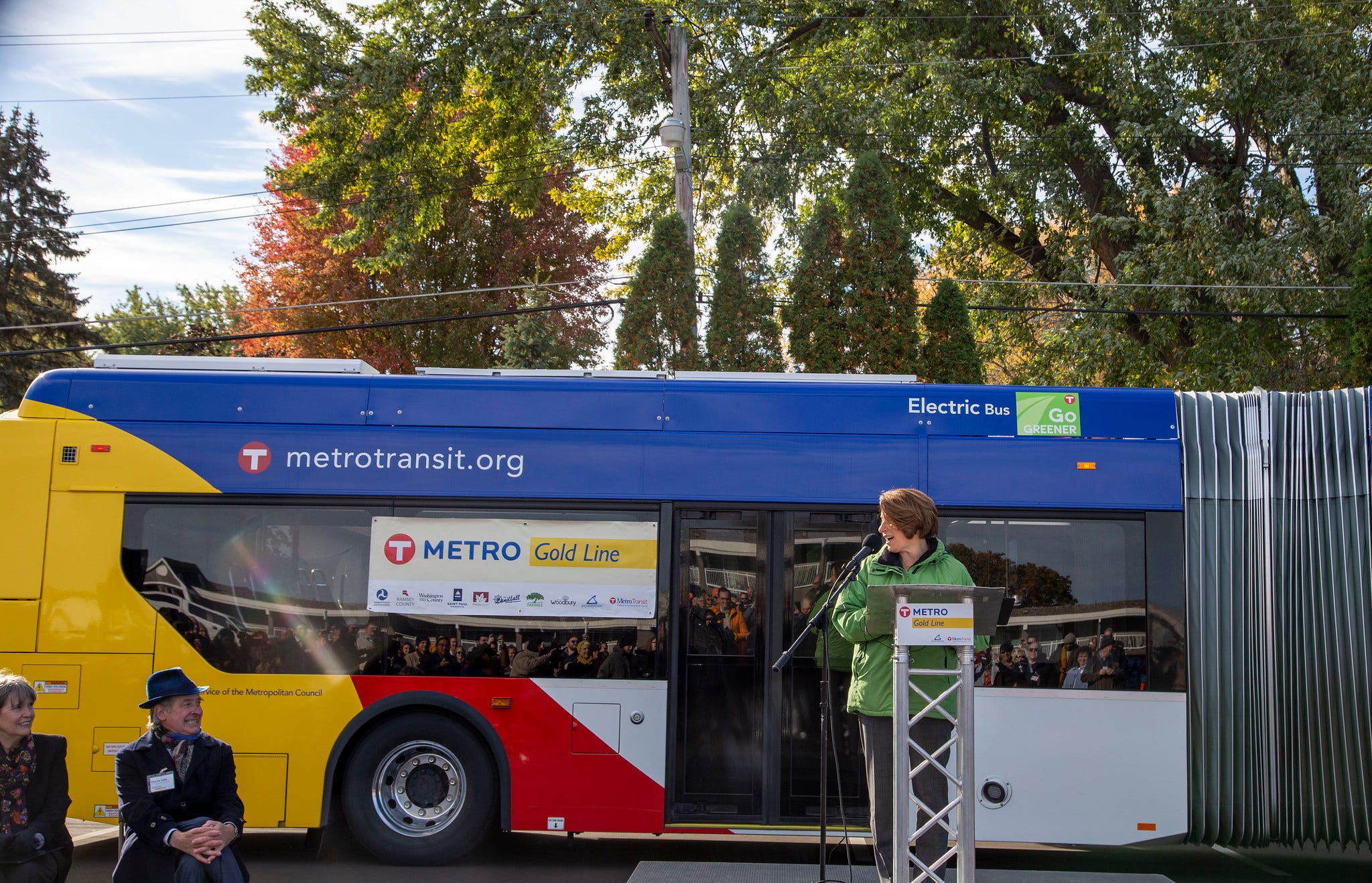 New Metro Transit Gold Line from Woodbury to St. Paul starts running in ...