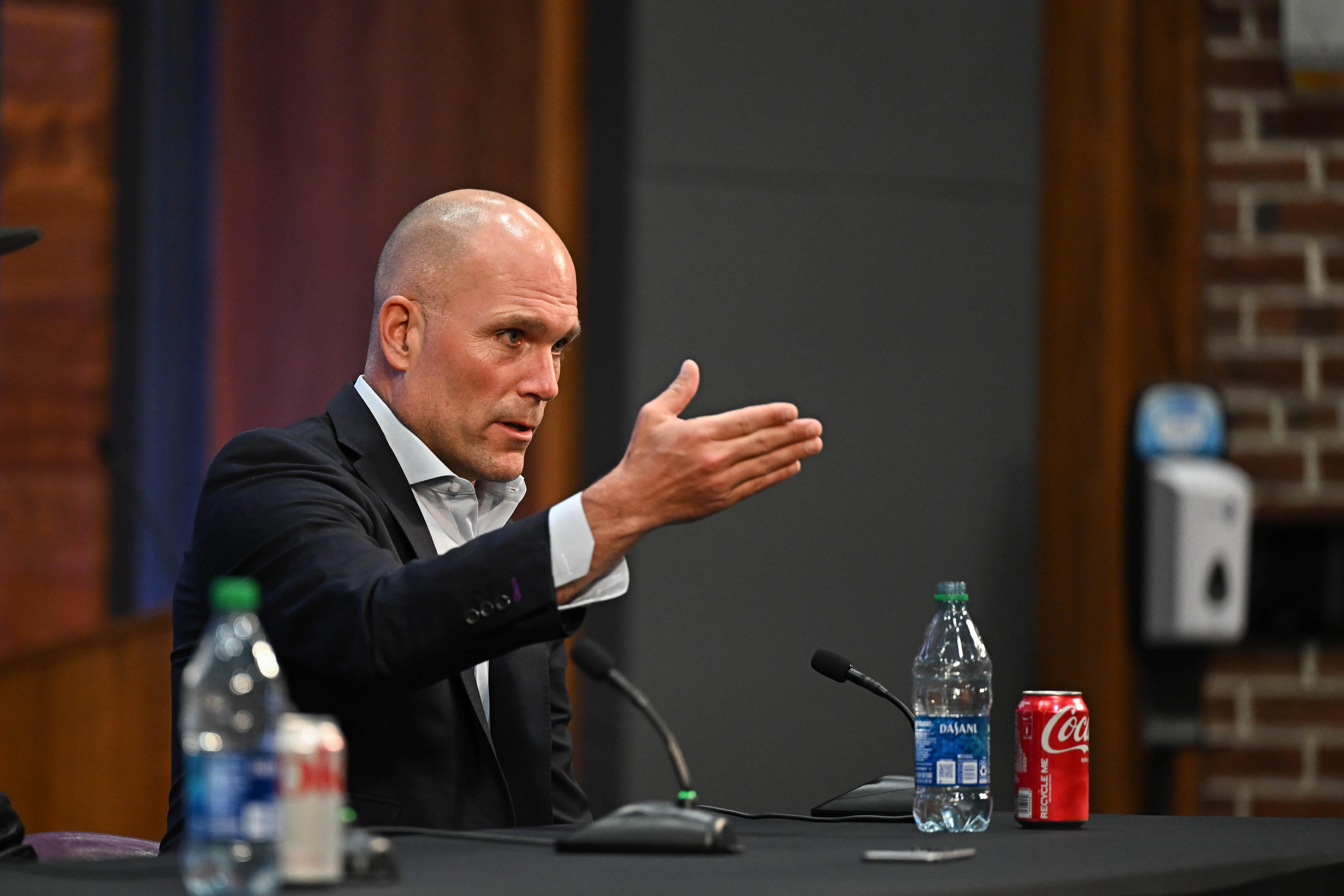 Eric DeCosta's "Right player, right price" mantra may be holding Ravens ...