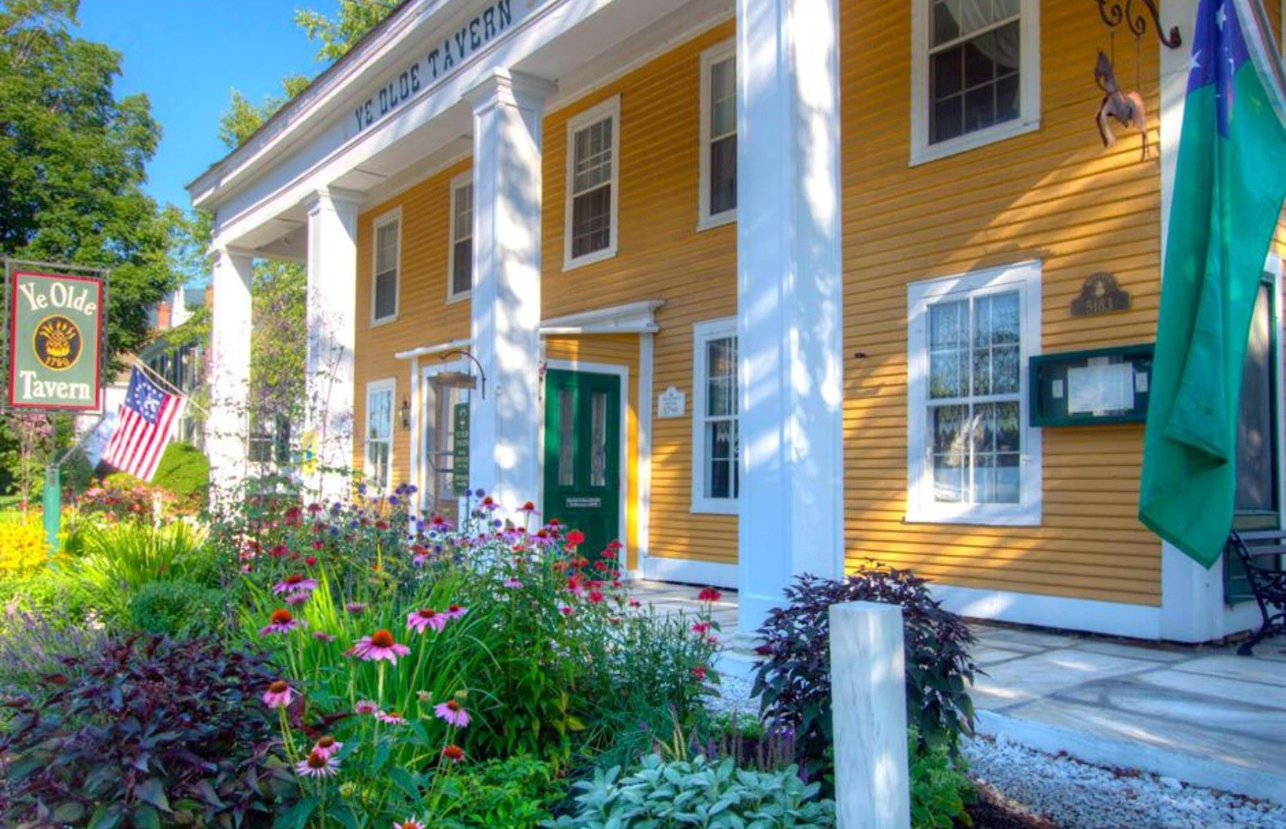 America's Oldest Restaurants Still Open Today, State By State