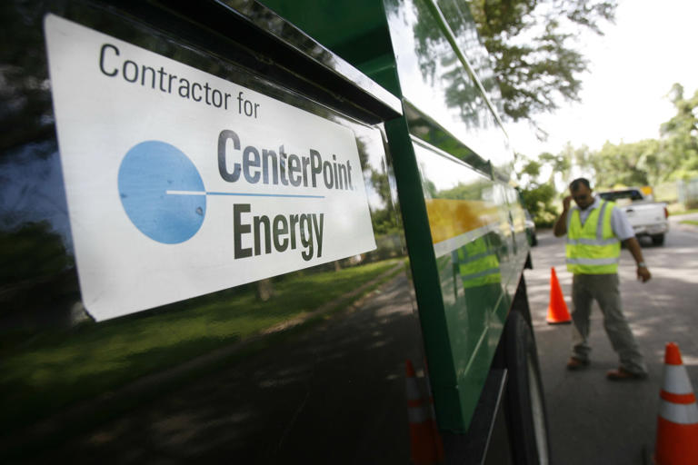 CenterPoint promises upgrades, but outages persist in routine Houston ...