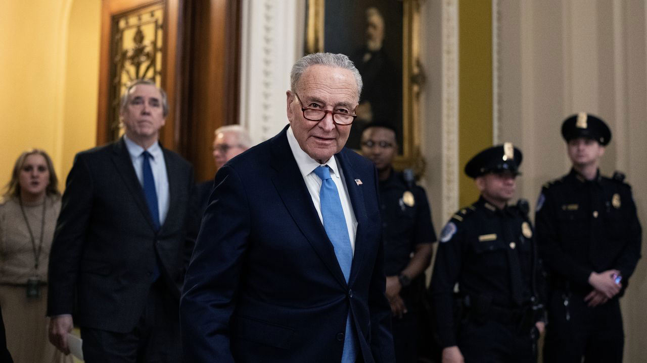 Schumer battles Thune in Senate Schumer battles Thune in Senate