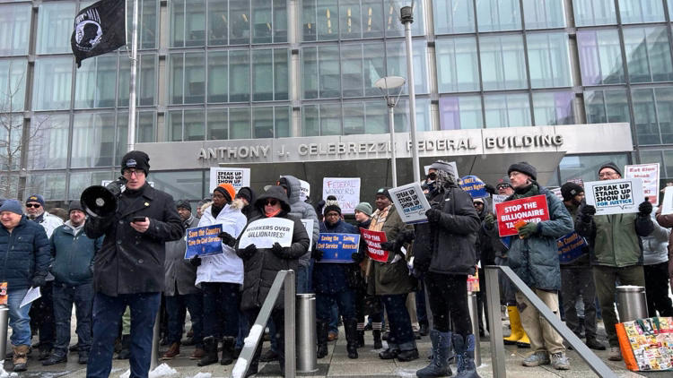Union leaders, federal workers protest Trump administration layoffs in ...