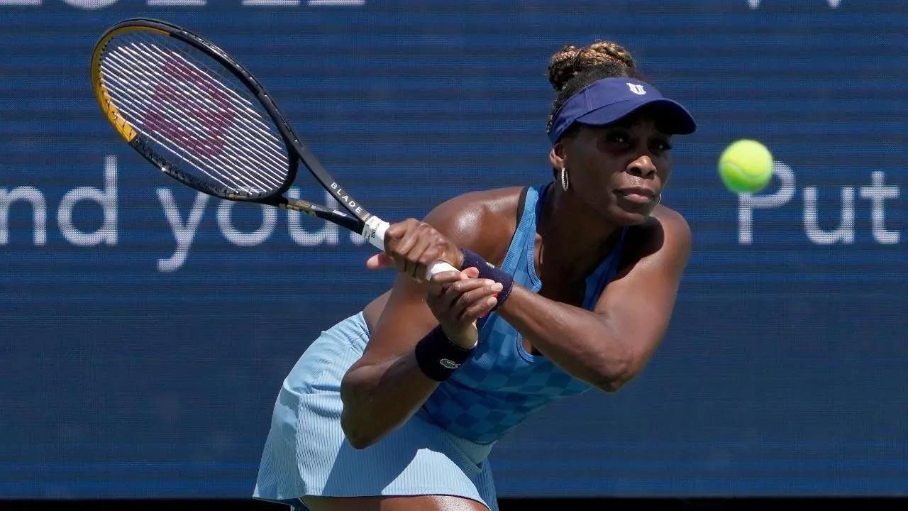 Venus, 44, gets Indian Wells wildcard entry