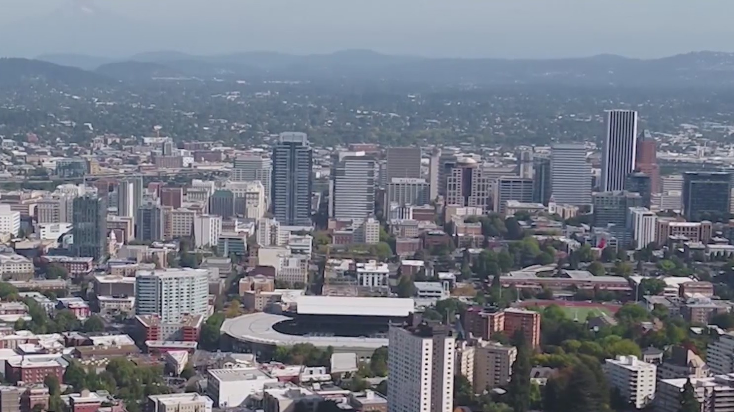 ‘Urban doom loop’: Portland Metro Chamber economy report paints grim ...