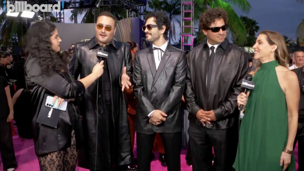 Reik On Playing New Single, "Mientes" & More | Premio Lo Nuestro 2025