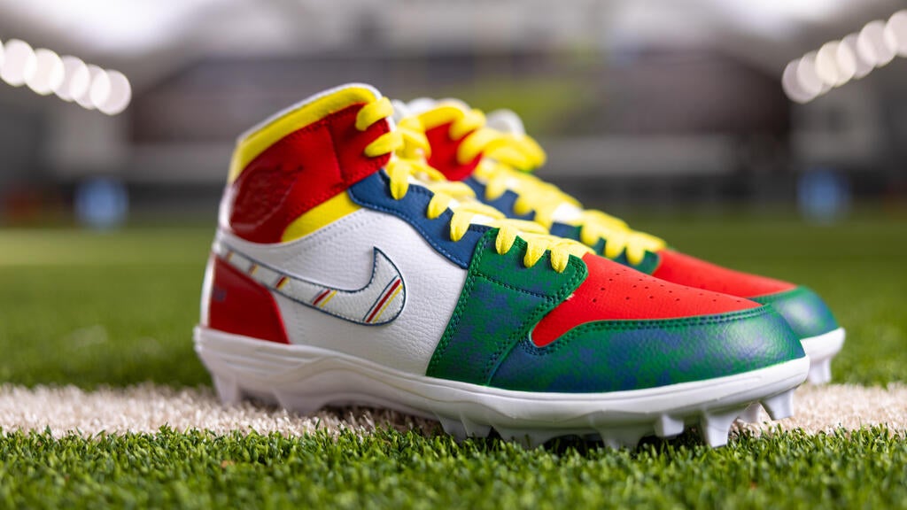 Eagles QB Jalen Hurts' game-worn cleats being auctioned off to benefit ...