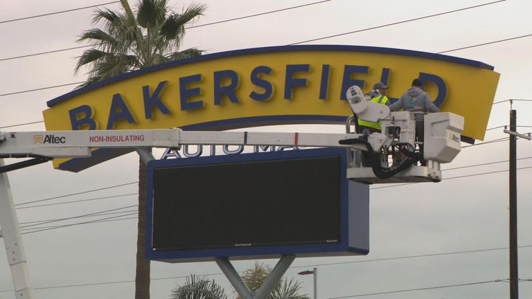 Auto Mall welcomes visitors with modern LED sign linking to city's ...