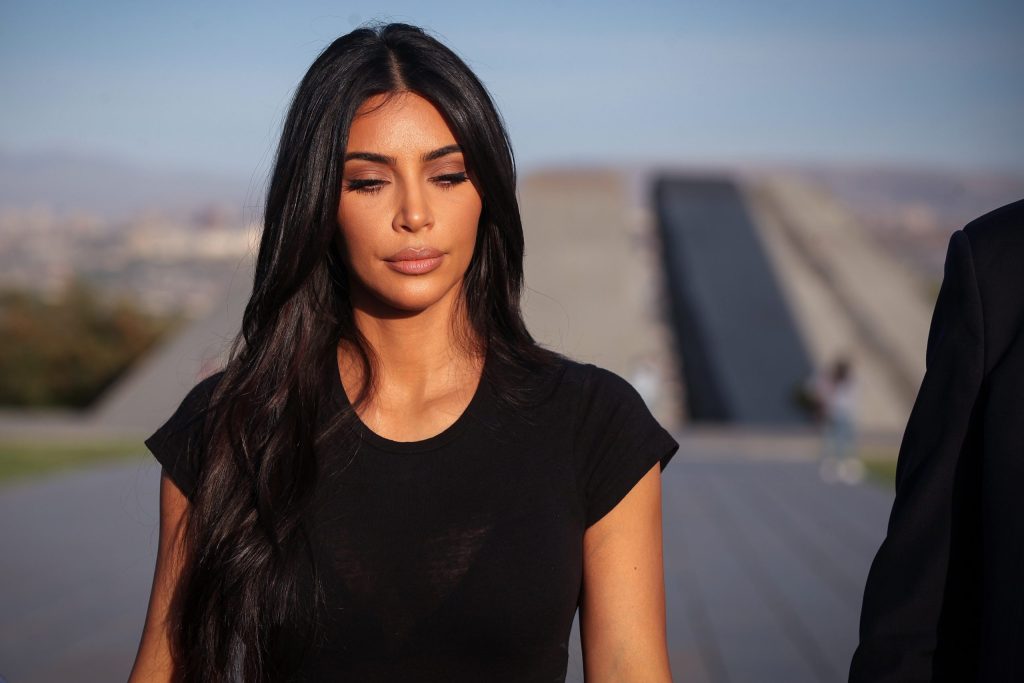 Man Accuses Kim Kardashian of Defamation After Posting Photo of Him ...