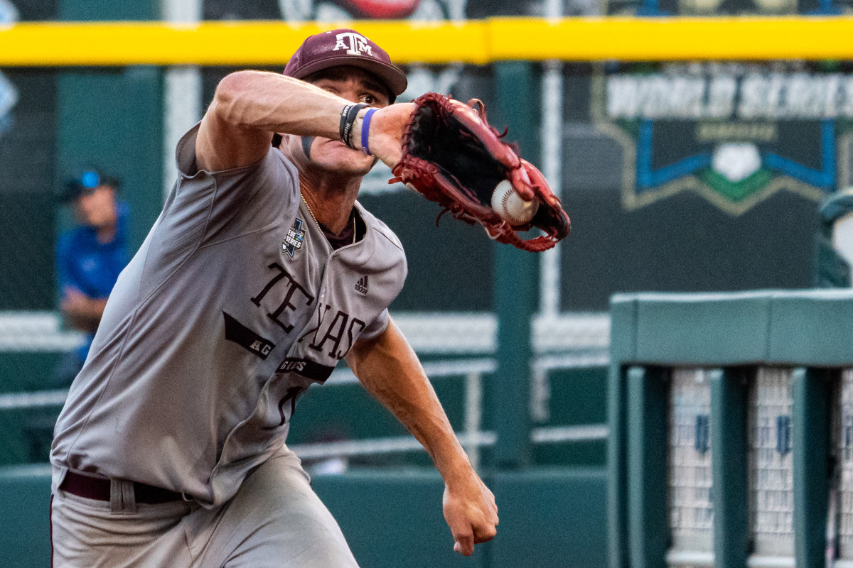 No. 1 Aggies Set to Open Three-Game Series with Cal Poly