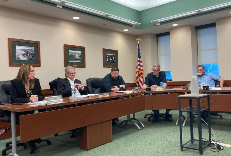 Erie County Council, in standoff with Davis, to request state audit ...