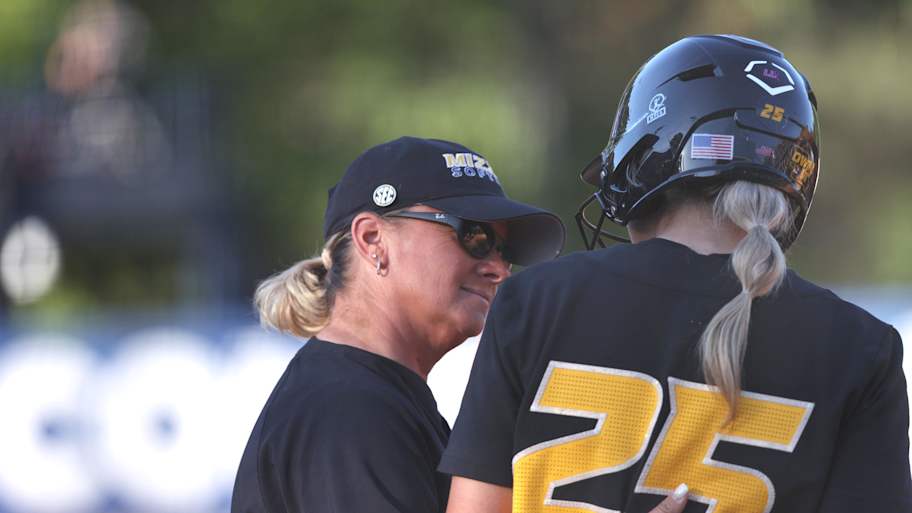 Mizzou Softball Goes 1-1 to Open Mary Nutter Collegiate Classic