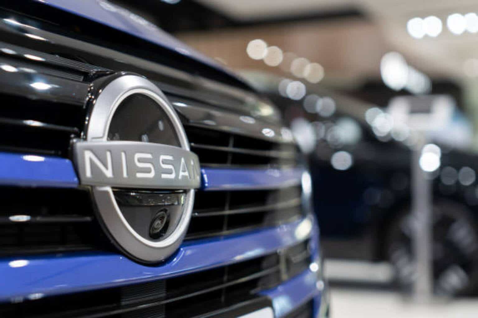 Nissan cut to junk at Moody's on turnaround risks, cash crunch