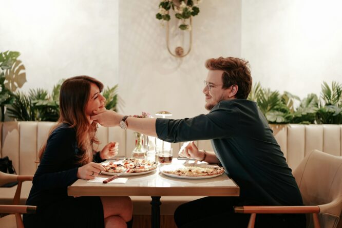 16 Signs Of Deep Chemistry Between Two People