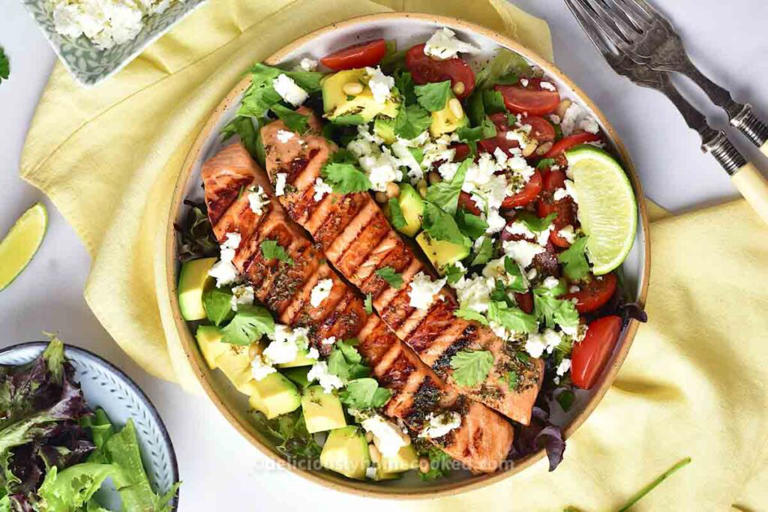 Grilled Salmon salad recipe