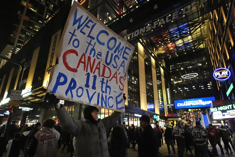 American fans lightly boo 'O Canada' before 4 Nations Face-Off title game