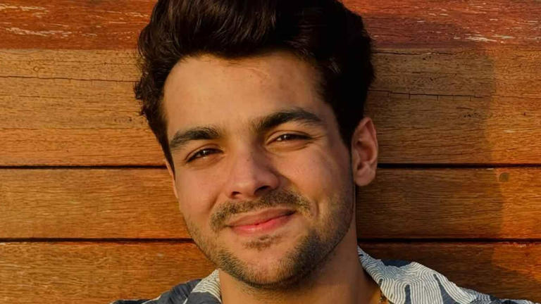 Ranveer Allahbadia Row: Ashish Chanchlani moves to Supreme Court to ... Ranveer Allahbadia Row: Ashish Chanchlani moves to Supreme Court to ...