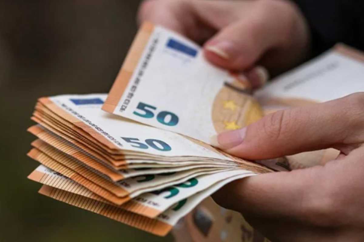 Συντάξεις Μαρτίου 2025: Οι ημερομηνίες πληρωμής για κύριες και επικουρικές