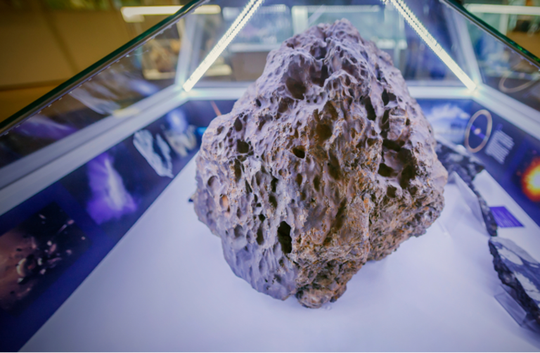 Smithsonian meteorites help unlock the mystery of Earth's water arrival