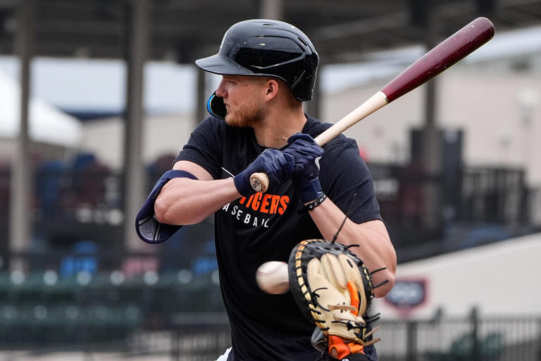 MLB doctor explains when Detroit Tigers' Parker Meadows could return ...