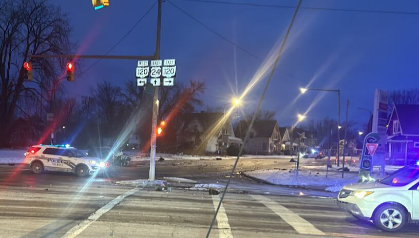 Serious injury crash closes intersection of Detroit and Central Serious injury crash closes intersection of Detroit and Central