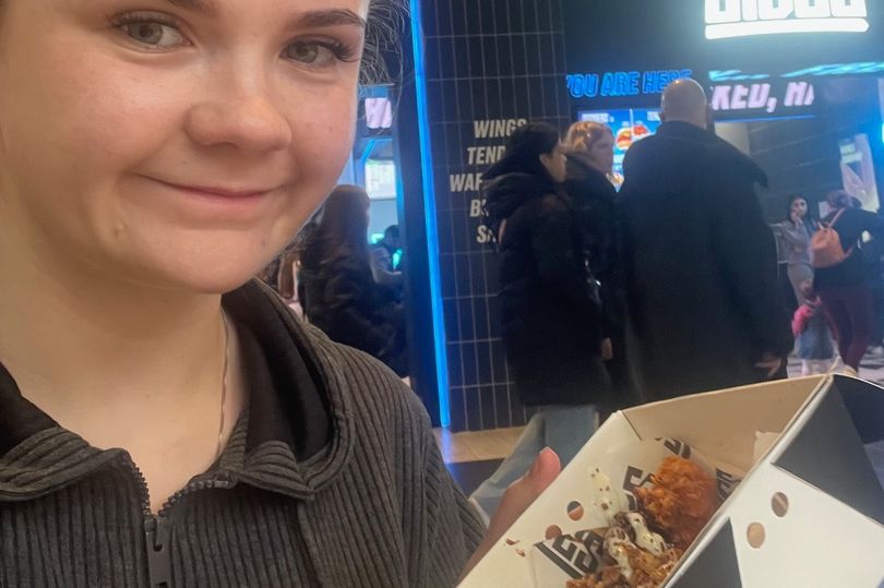 'I tried the viral BBQ chocolate chicken from Sides - and it tastes ...