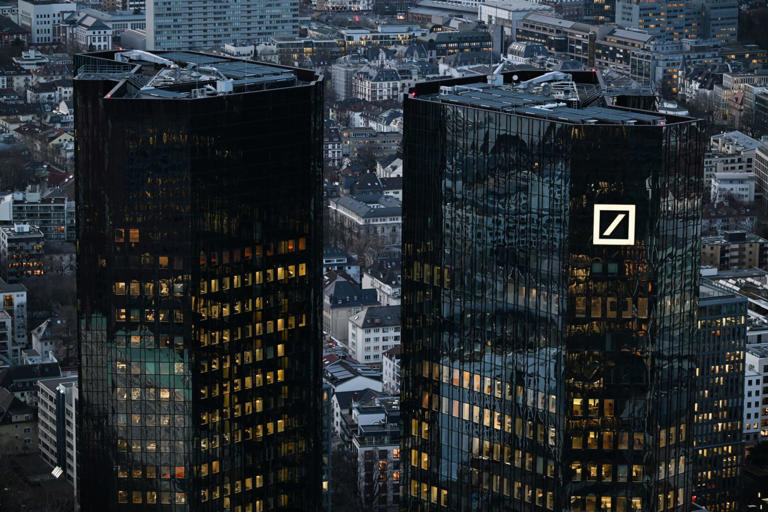 German finance giant Deutsche Bank to shut down DSL Bank brand