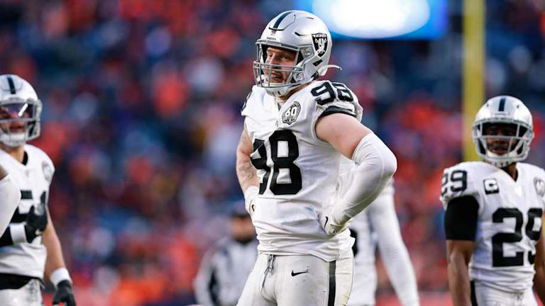 Raiders' Crosby Returns to Oakland, Recalls Memories