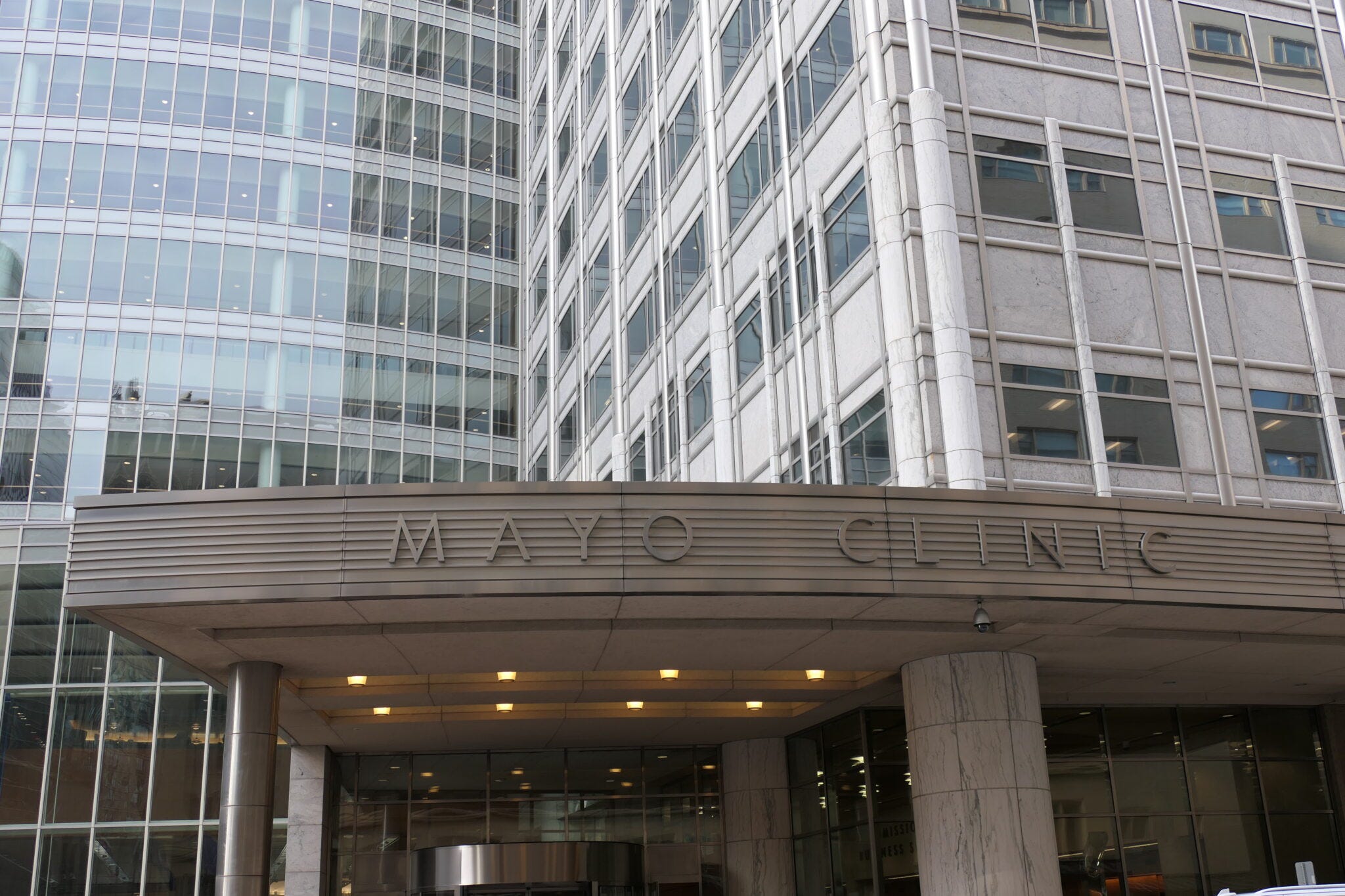 Tax breaks seem unbalanced for Minnesota hospitals, audit finds