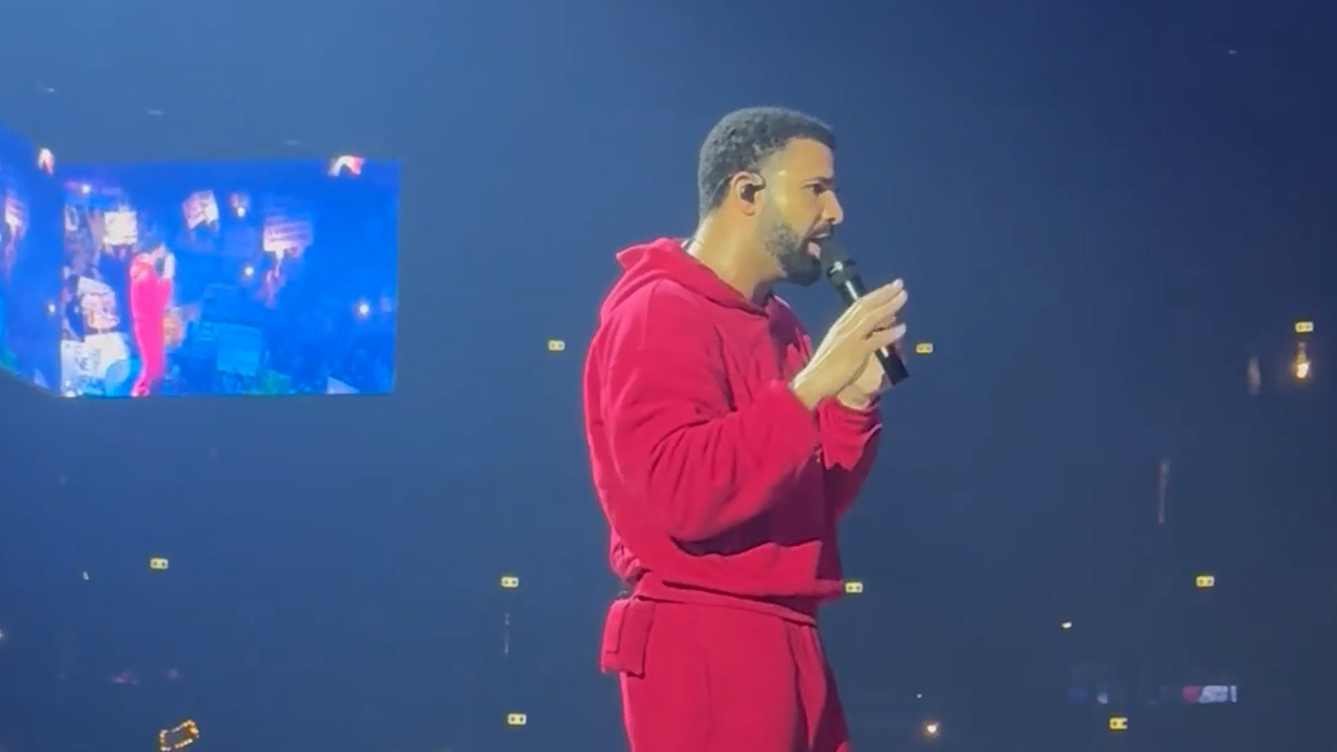 Drake Offers Pregnant Fan $30,000 to Leave Mosh Pit