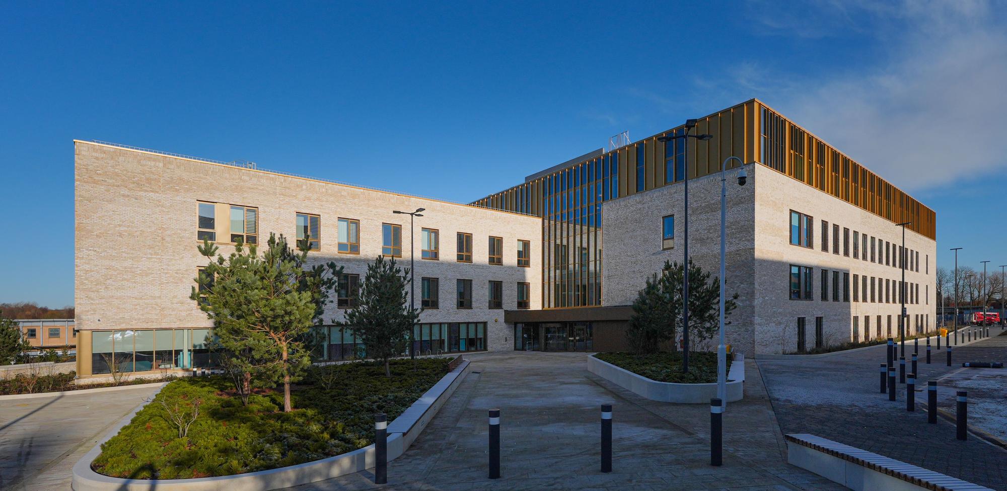 P1 Contractors and Johnsons Nurseries bring green life to new health ...