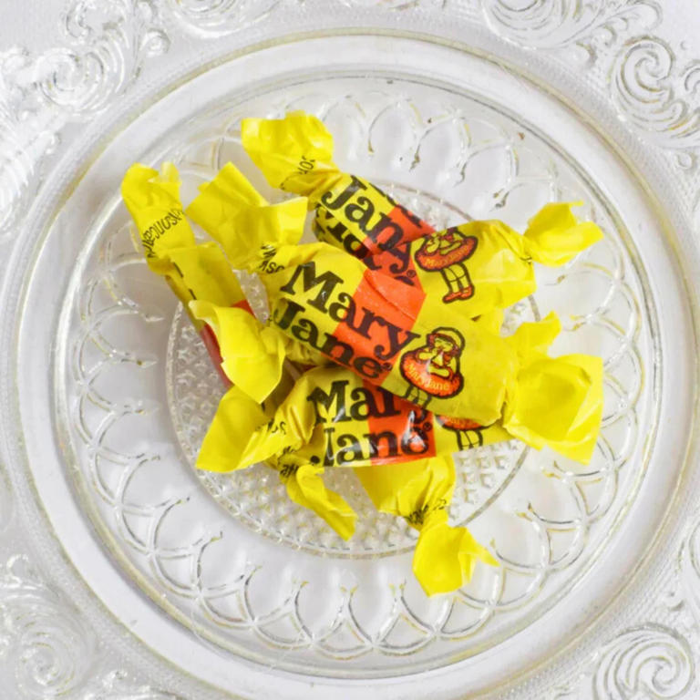 Boomer Candy Flashback: 13 Sweets That Defined Childhood