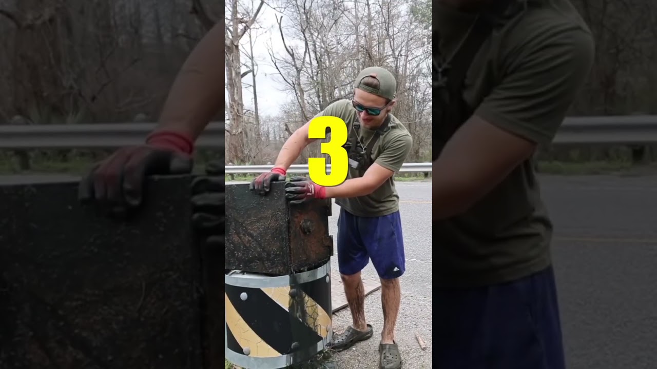 What’s Inside This Safe We Found Magnet Fishing??