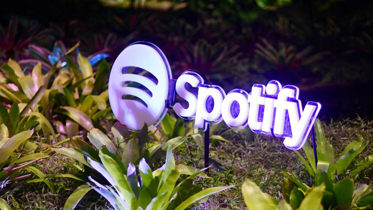 Spotify supporting Donald Trump is horrifically hypocritical after how ...