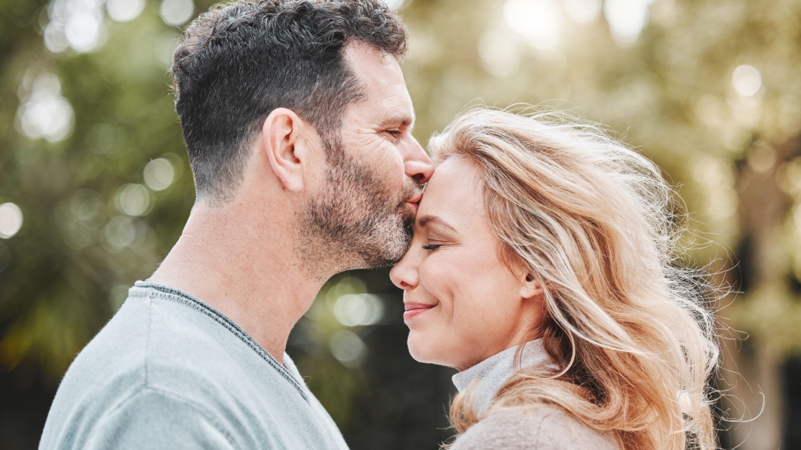 Signs to Tell If Someone Truly Values You or If It’s Just Temporary Desire