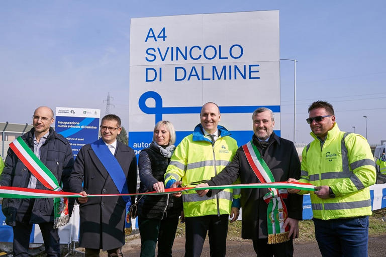 Inaugurato sulla A4 Milano-Brescia il nuovo svincolo di Dalmine Inaugurato sulla A4 Milano-Brescia il nuovo svincolo di Dalmine