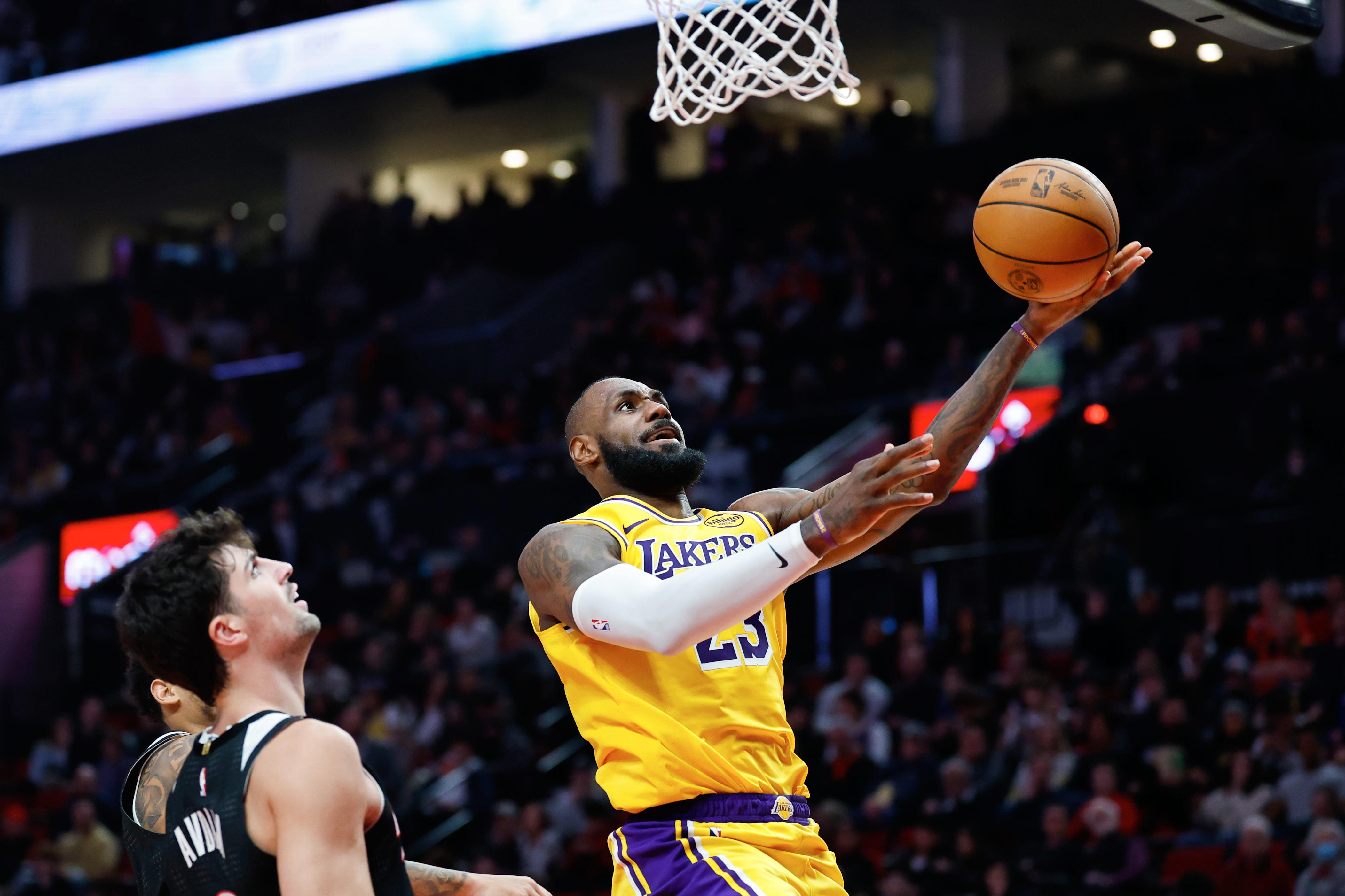 Austin Reaves, JJ Redick on LeBron James' 40-point game vs Blazers