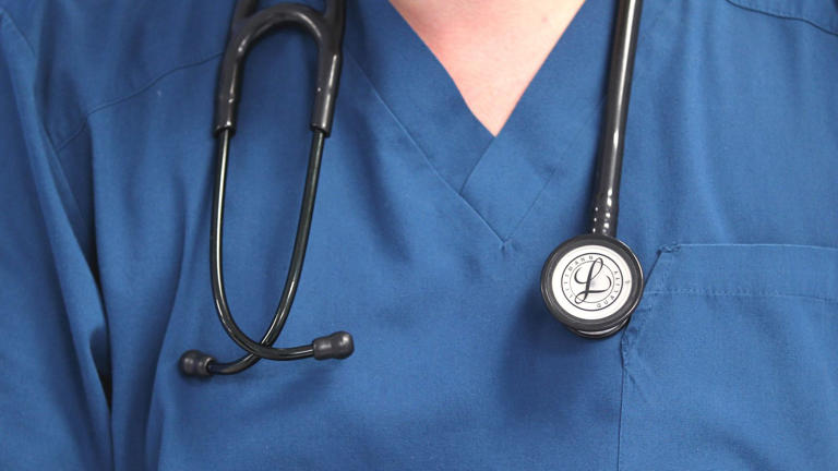 Calls for compensation after hundreds of doctors got wrong exam results ...