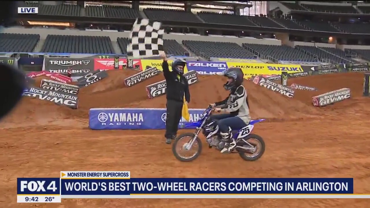 Shannon Murray drives motorcycle at Supercross