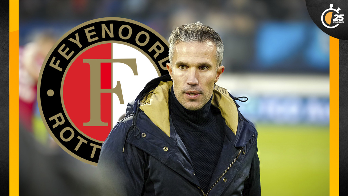 Robin van Persie apunta a dirigir a Stephano Carrillo en el Feyenoord