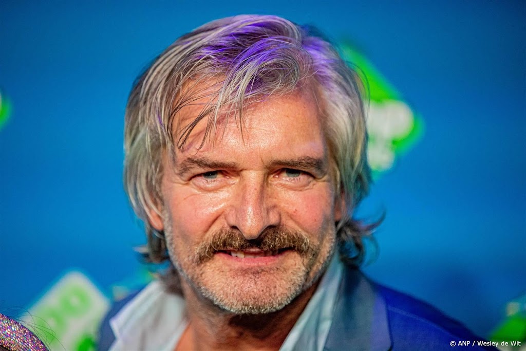 Victor Reinier ontkent drugs en vrouwonvriendelijkheid op set