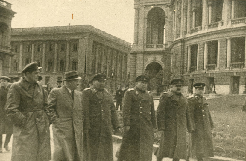 Khrushchev and the Jews: The attitude of Stalin's successor to Soviet Jewry