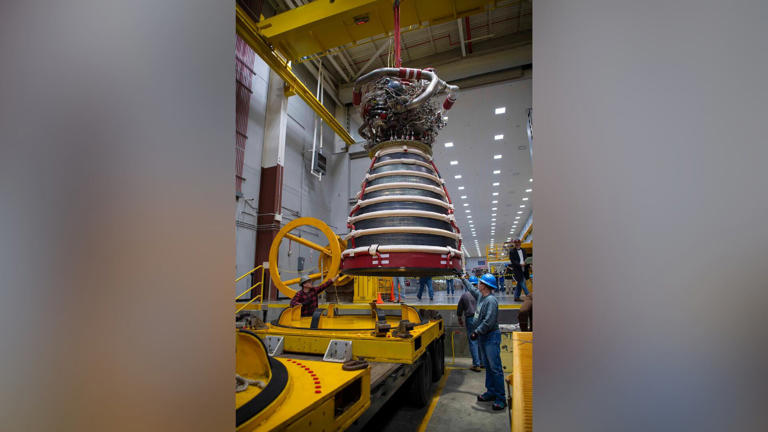 NASA installs new RS-25 engine at Stennis Space Center
