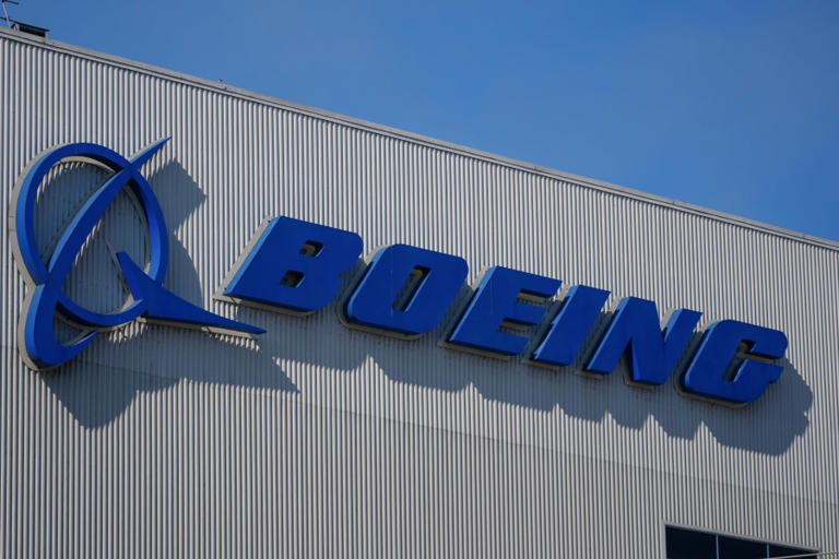 DOJ drops Biden-era discrimination lawsuit against Elon Musk’s SpaceX DOJ drops Biden-era discrimination lawsuit against Elon Musk’s SpaceX