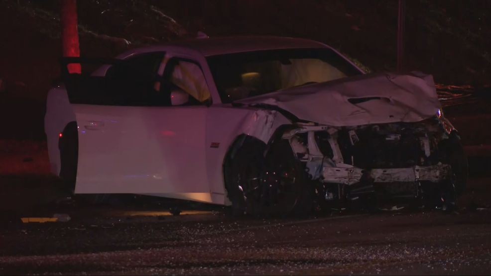 1 killed in crash near Montgomery Inn Boathouse