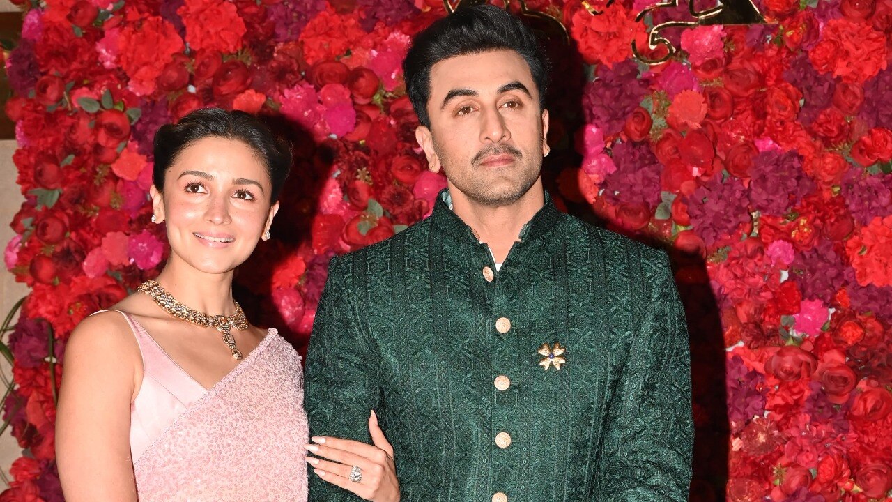 Ranbir-Alia make the most picture-perfect couple at Aadar Jain's wedding