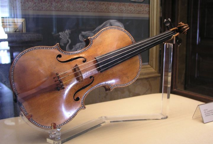 10 high-value instruments in the music world
